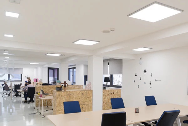 HAVELLS PLUTO SURFACE 2×2 PANEL 34 WATT 5700 K – Aarushi Electricals